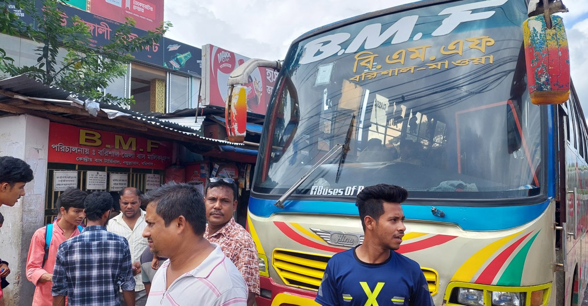 ঢাকা-বরিশাল রুটে নতুন নতুন বাস, বাড়ছে ট্রিপ