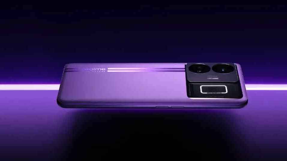 রিয়েলমির নতুন ফোনে ২৪০ ওয়াটের ফাস্ট চার্জার